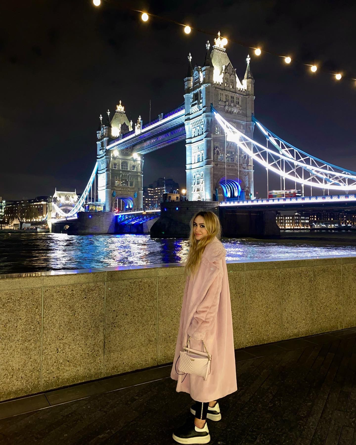 Berfin Uvak - LONDRA / INGILTERE - Aslen EDU | Yurtdışı Eğitim Danışmanlığı